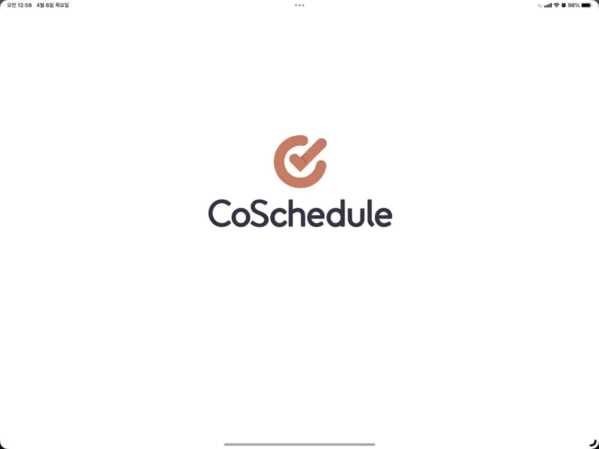 CoSchedule Review. Editorial Calendar Aimed At Writing SNS And Blog.